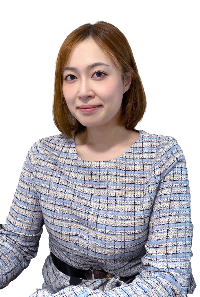 楊蕙霖女士 Ms. YEUNG, Wynnee 註冊表達藝術治療師 - Omni Mind Gym Group